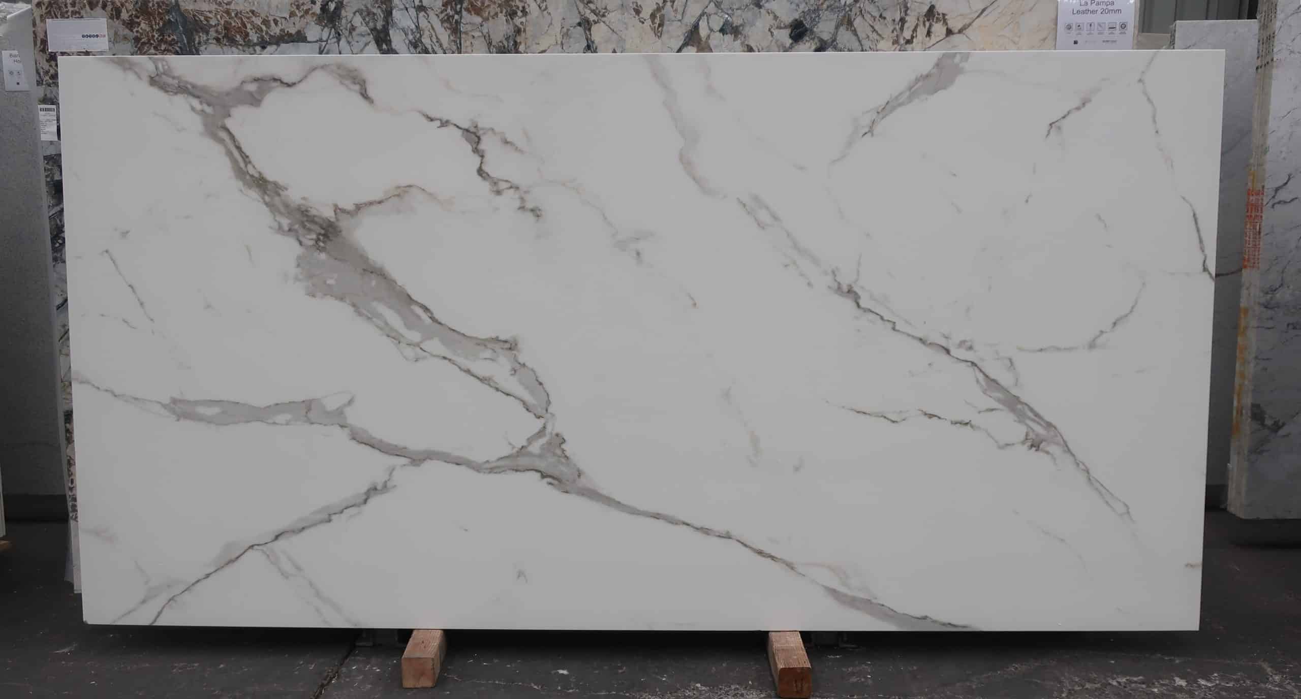 FONDOVALLE Calacatta Light Porcelain Slabs - SNB Stone Australia